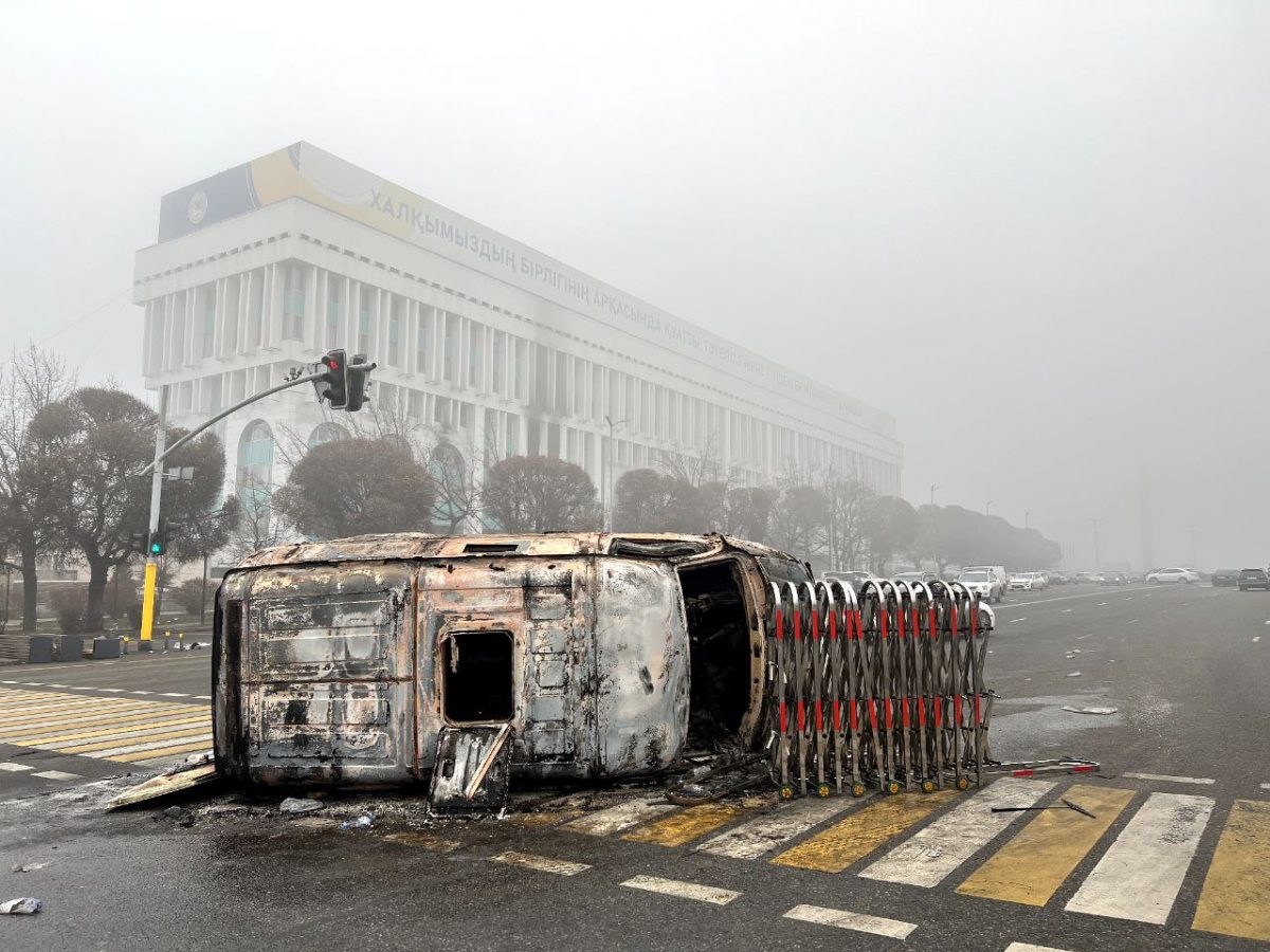 Тажикстан Казакстанга 200дөй аскер кызматкерин жөнөтөт - BULAK.KG