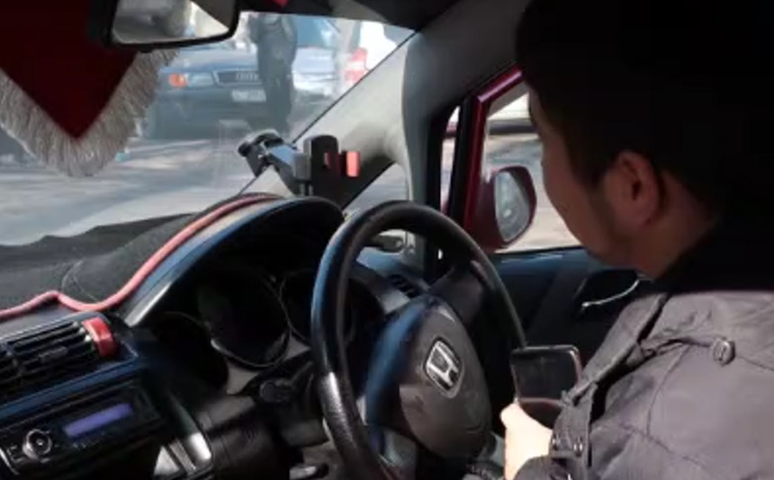 Бишкекте келин таксиде көз жарды - BULAK.KG