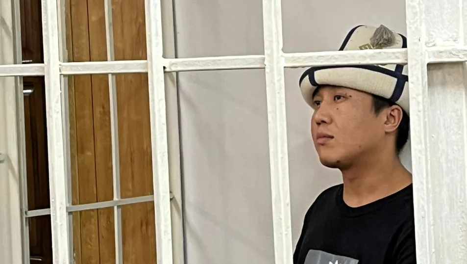 Верховный суд оставил акына Аската Жетигена в тюрьме - BULAK.KG