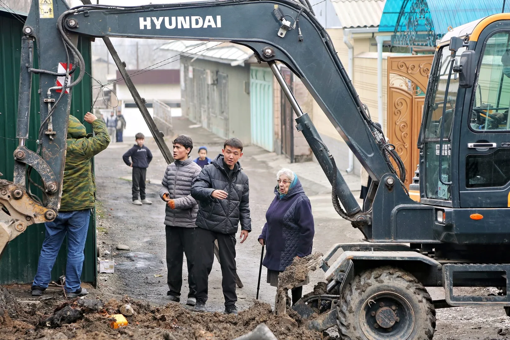 В Оше начался снос незаконных объектов - BULAK.KG