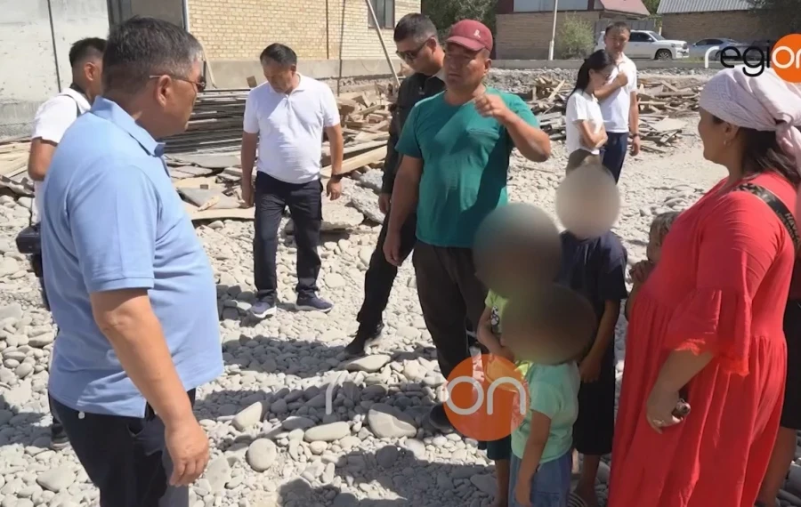 Мать девятерых детей попросила Камчыбека Ташиева обеспечить их жильём - BULAK.KG