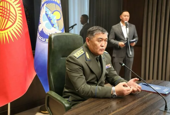 Камчыбек Ташиев поздравил сотрудников милиции с профессиональным праздником - BULAK.KG