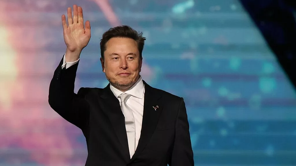 Илон Маск стал первым в истории человеком с состоянием в $500 миллиардов - BULAK.KG