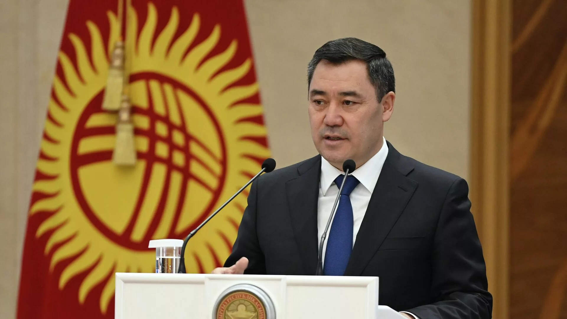 Китайцы приехали не захватывать нас, а строить заводы — Садыр Жапаров - BULAK.KG