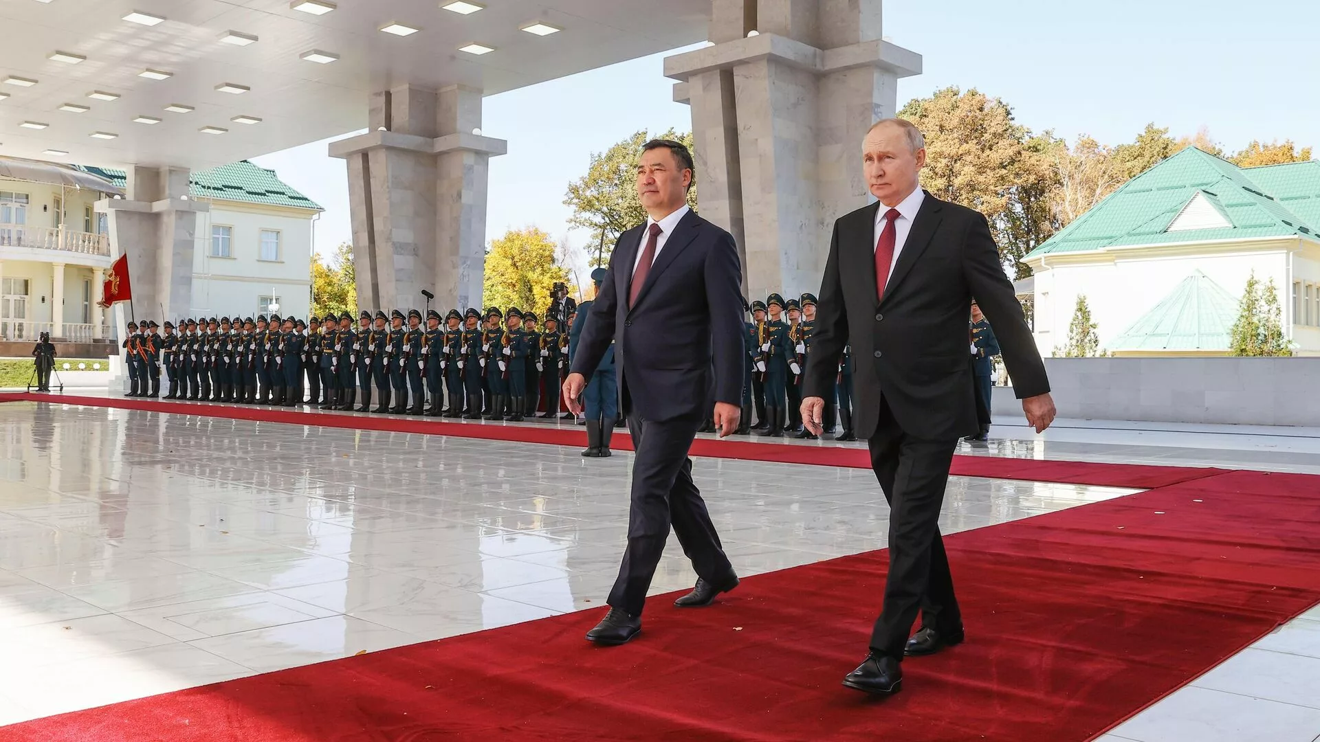 Россия президенти Владимир Путинди «Ынтымак Ордодо» тосуп алуу аземи өттү - BULAK.KG